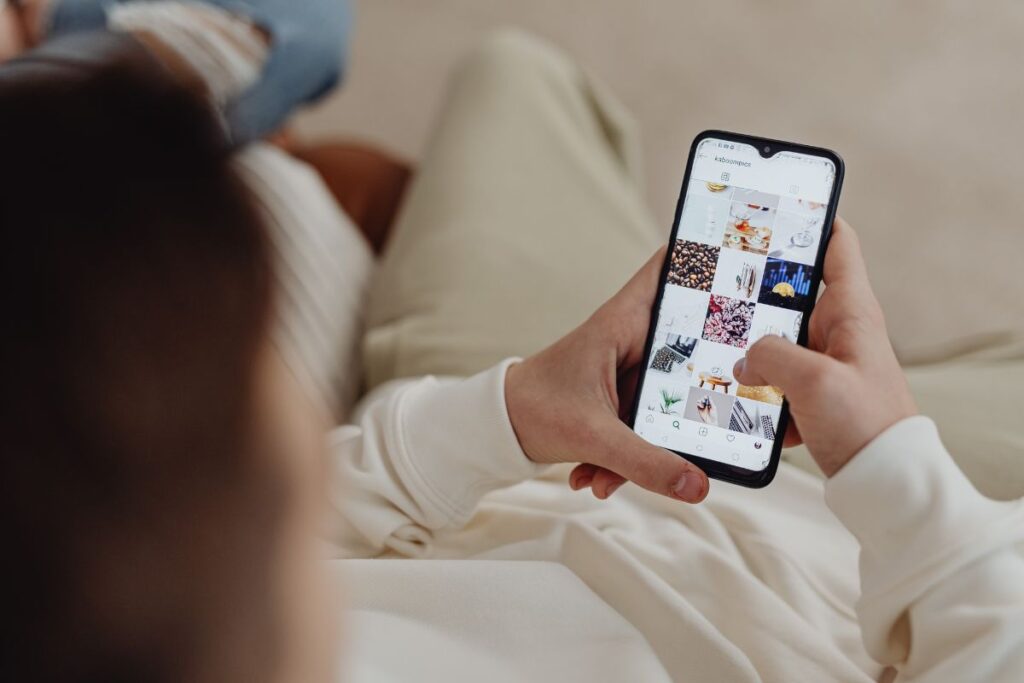 17 Apps for Vintage Photos to Give Your Pics That Old-School Vibe